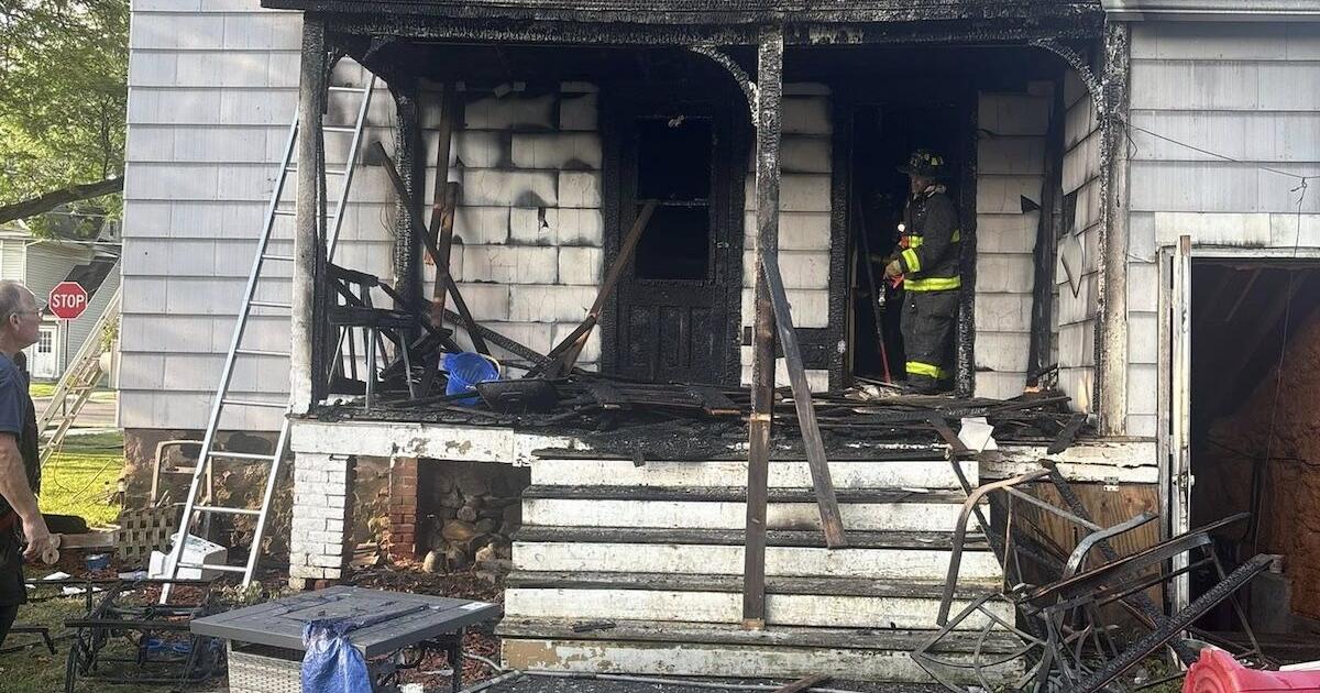 Newark firefighters battle morning blazes | News | fltimes.com