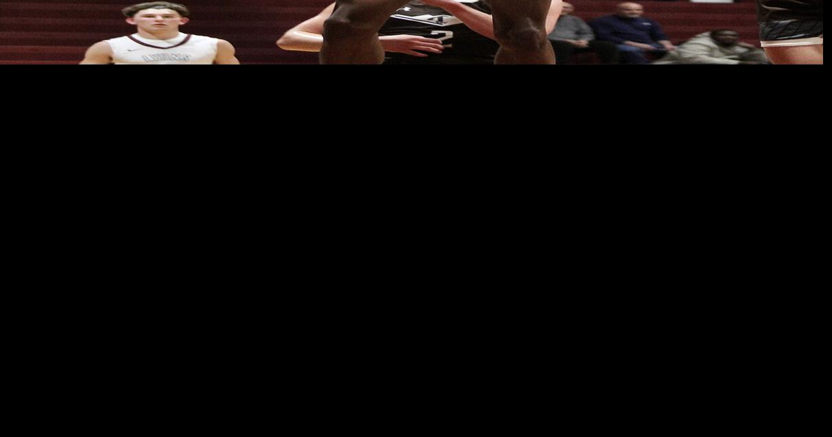 Lyons athletics celebrate year at annual sports banquet | Sports ...