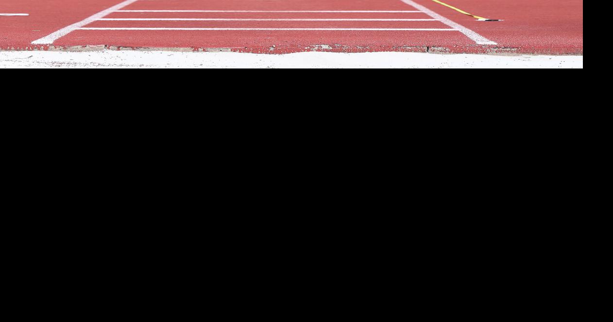 Dundee invitational track meet | Photos | fltimes.com