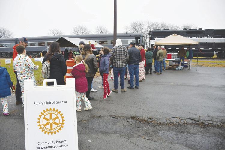 AROUND THE LAKES: Rotary Santa Train Express delivers cheer | Briefs ...
