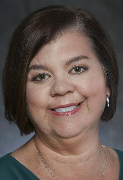 William Smith Dean Lisa Kaenzig earns Public Leadership Education ...