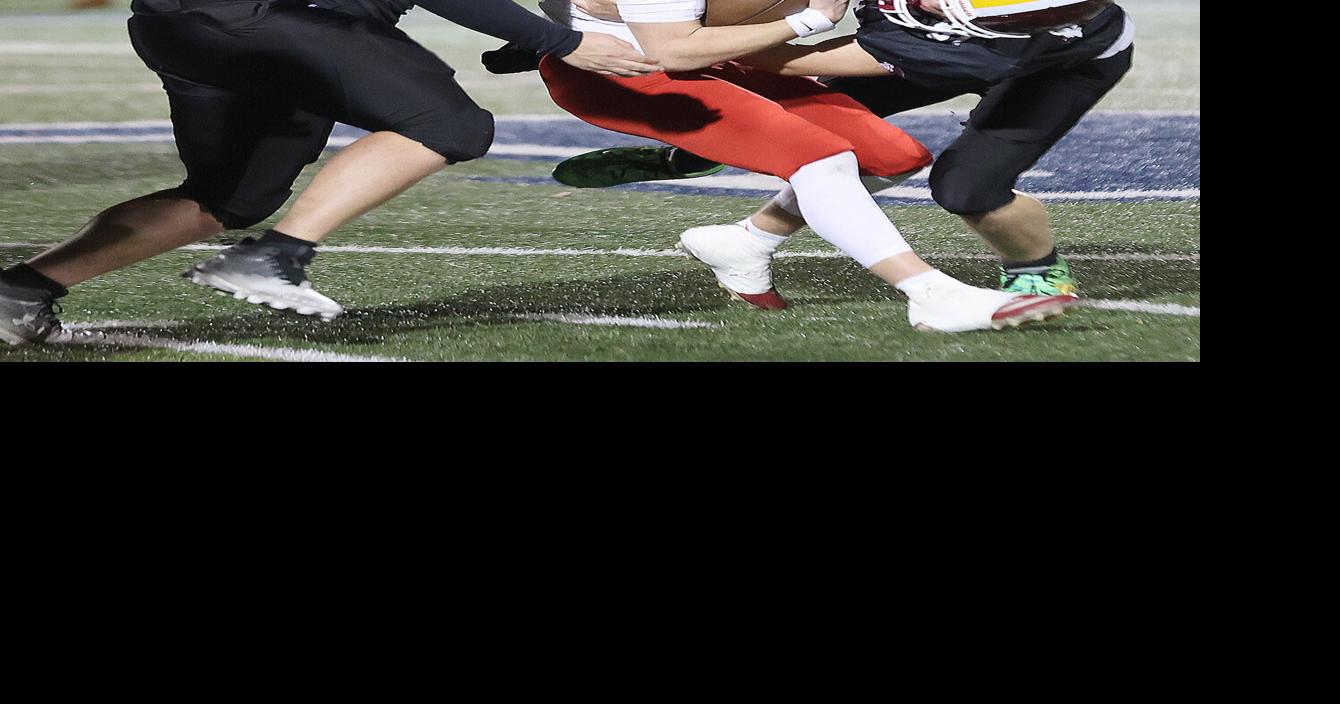 HIGH SCHOOL FOOTBALL: Pal-Mac fends off Lyons/Sodus to capture second W ...