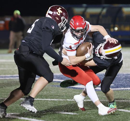 HIGH SCHOOL FOOTBALL: Pal-Mac fends off Lyons/Sodus to capture second W-FL League Championship ...