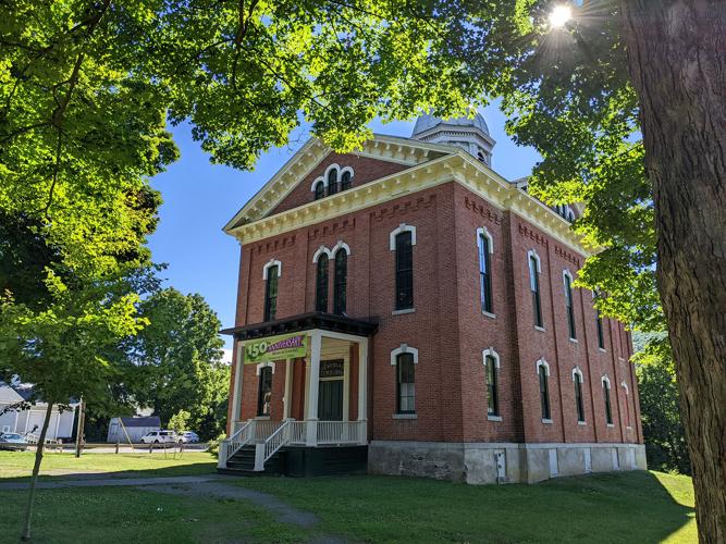 Erie Canal aqueduct, Memorial Town Hall in Naples building on Landmark ...