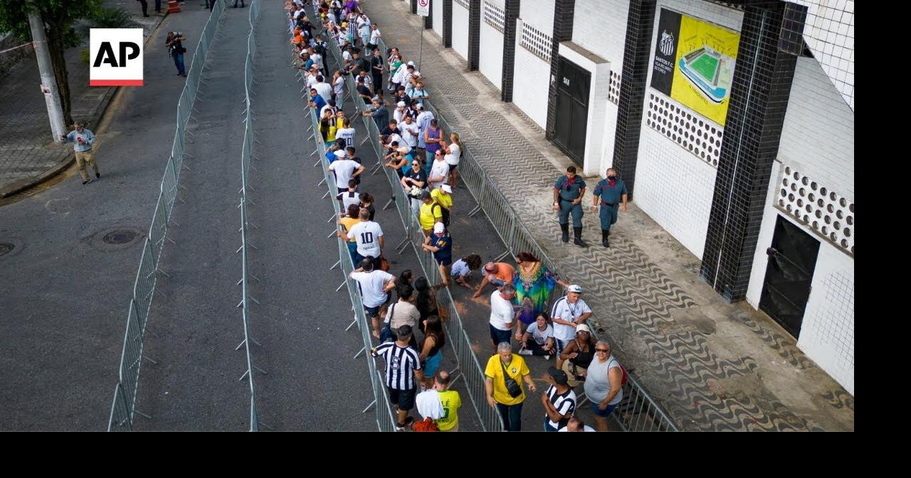 Funeral of Brazilian soccer great Pelé at Vila Belmiro Stadium | LIVE ...