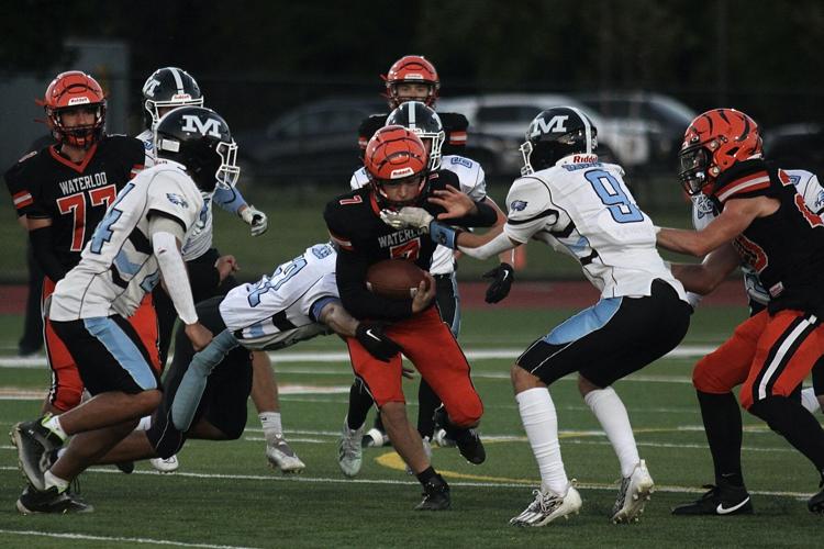 FOOTBALL: Waterloo finds offensive rhythm, defeats Midlakes 32-6 ...