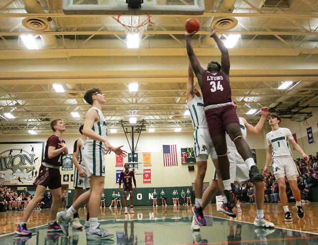 BOYS BASKETBALL: Lyons defeats Pembroke to advance to the Far West ...