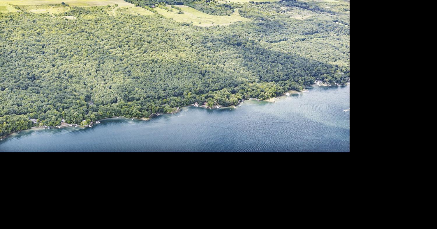 AROUND THE LAKES: Meriwether honored through contribution to Bluff ...