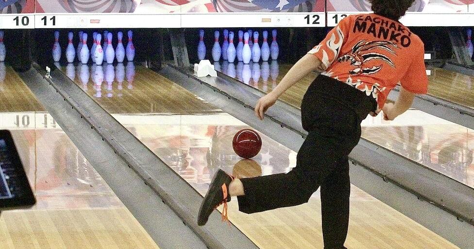 BOWLING: Newark girls place fourth, Waterloo boys eighth at states ...