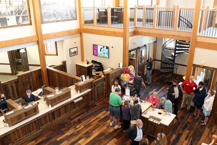 Farmington branch is LNB's 16th | Business | fltimes.com