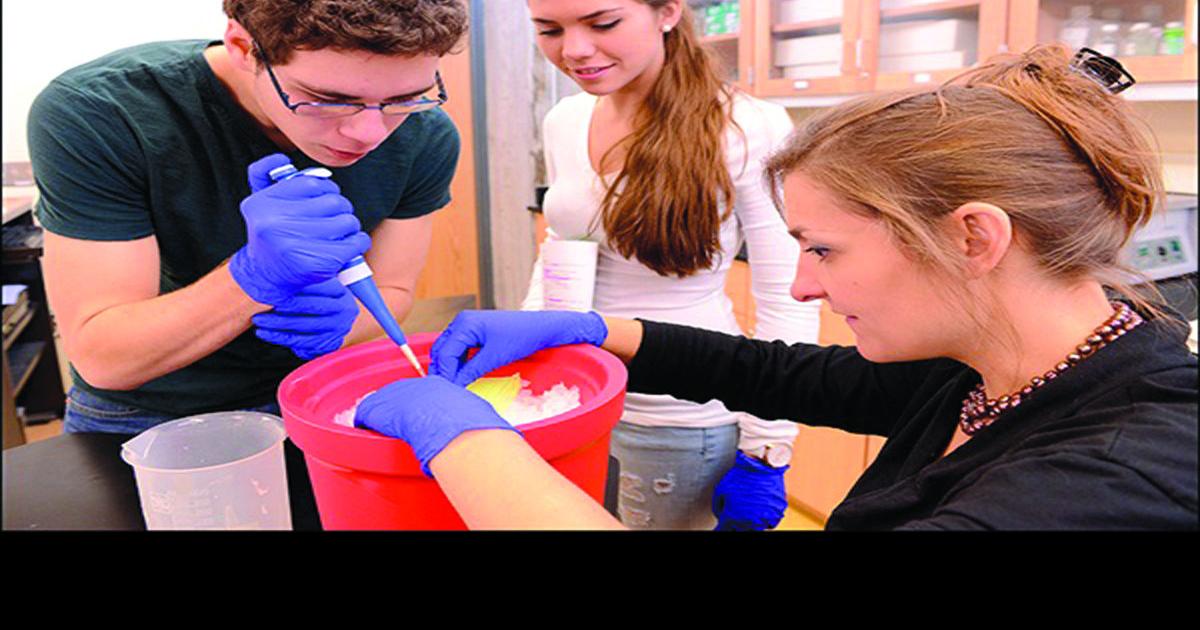 FLCC gets $240K to expand science initiative | News | fltimes.com