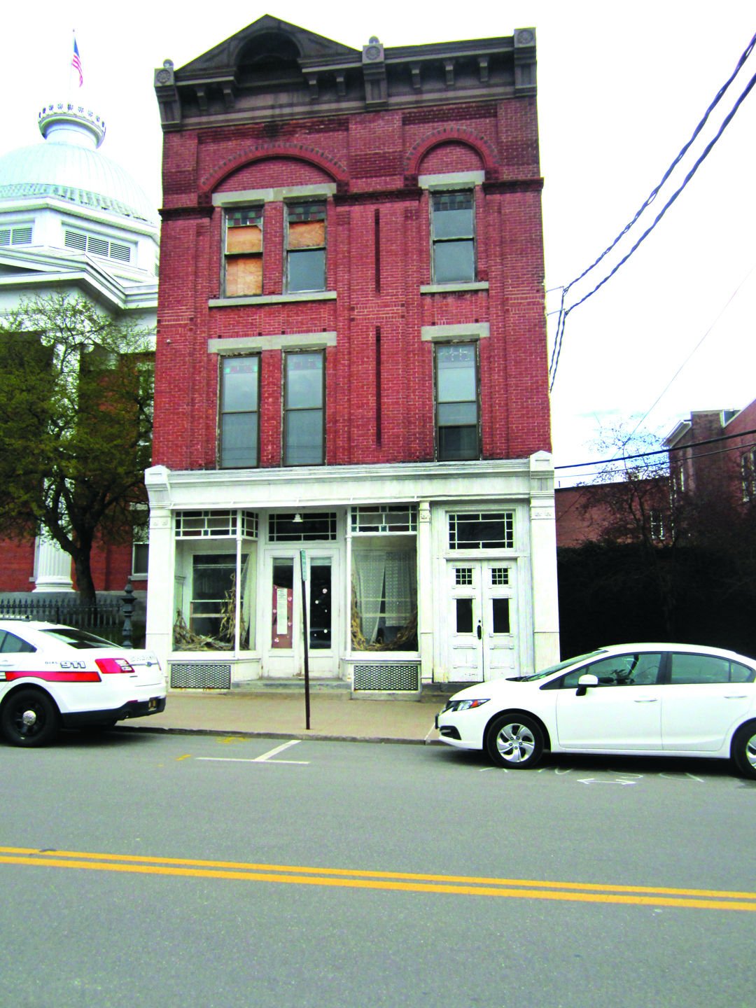 Lyons residents mobilizing in battle to save two historic building ...