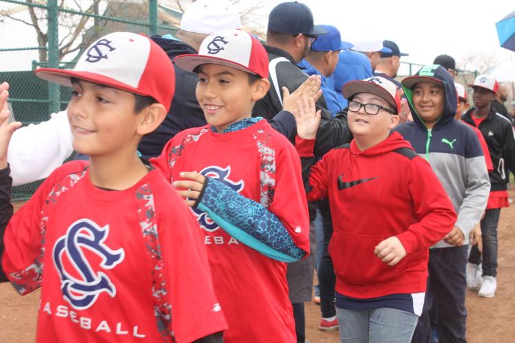Nearly 1,000 players take part in Fontana Baseball Association's ...