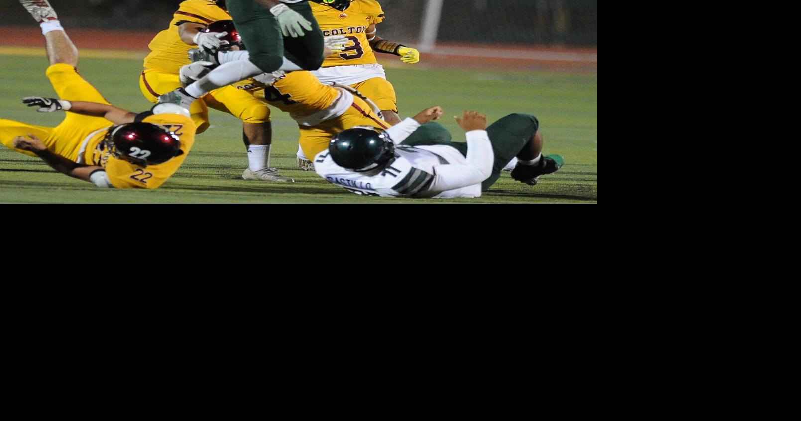 Kaiser football team pummels Carter, 48-12 in regular season finale and ...