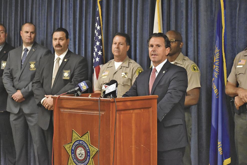 Grand jury indicts couple for starting El Dorado Fire, resulting in ...