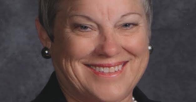 Almeria Middle School Principal Kim Bente retires; Felix Jones will be ...