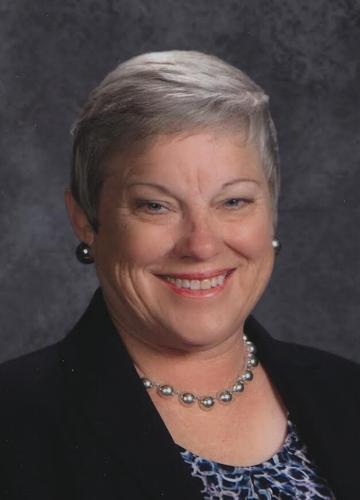 Almeria Middle School Principal Kim Bente retires; Felix Jones will be ...