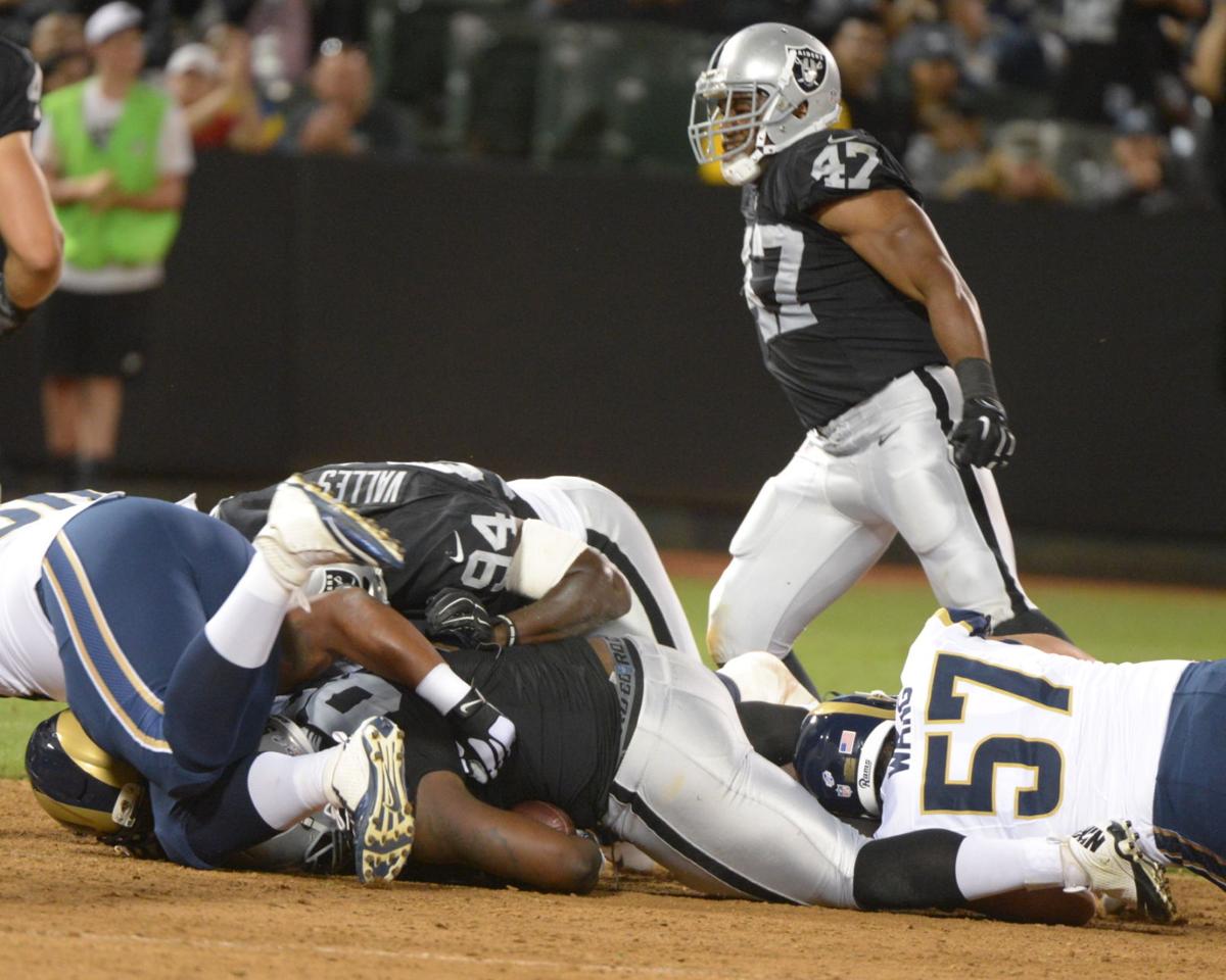 Ex-Kaiser player David Carter signs with Chicago Bears and adopts vegan ...
