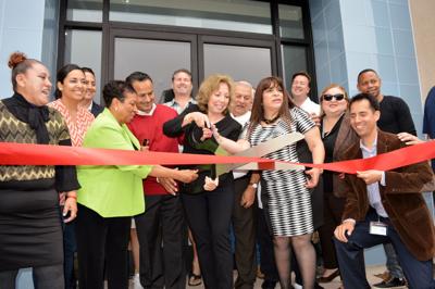Bloomington Branch Library officially opens its doors | News ...