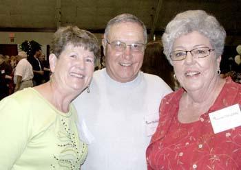 Almost 1,000 people attend Fohi's 50-Year All-Class Reunion | News ...