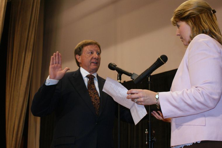 Acquanetta Warren announces her plans for the city after taking oath as ...
