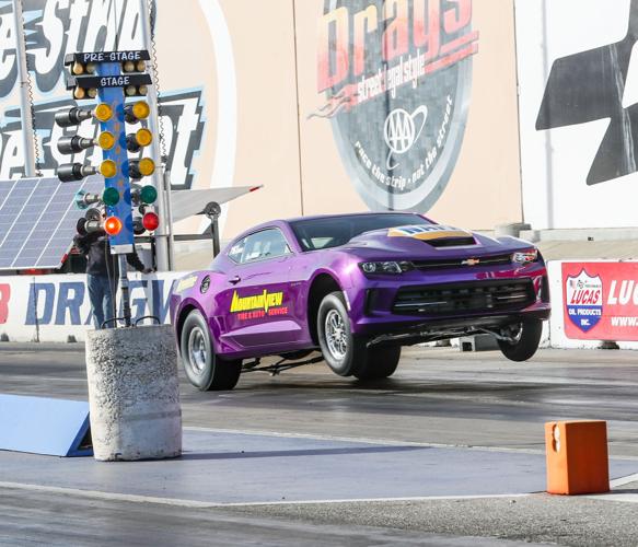 Drag racing season begins at Auto Club Dragway in Fontana; first Street ...