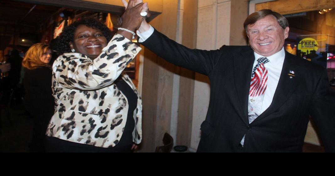 ELECTION UPDATE: Warren easily reelected as mayor; Roberts, Tahan ...