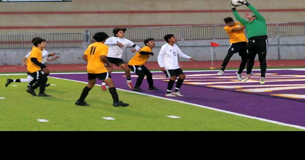 Kaiser soccer team edges Jurupa Hills, 2-1; see video | Sports ...