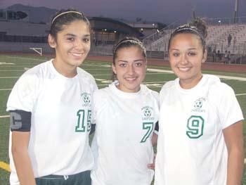 Kaiser soccer girls achieve five straight shutout victories; see video ...