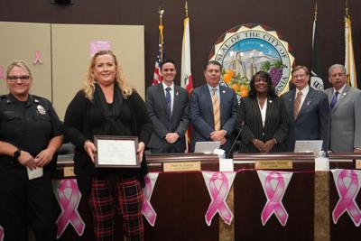 Officer Amanda Losch is honored for her service to Fontana | News ...