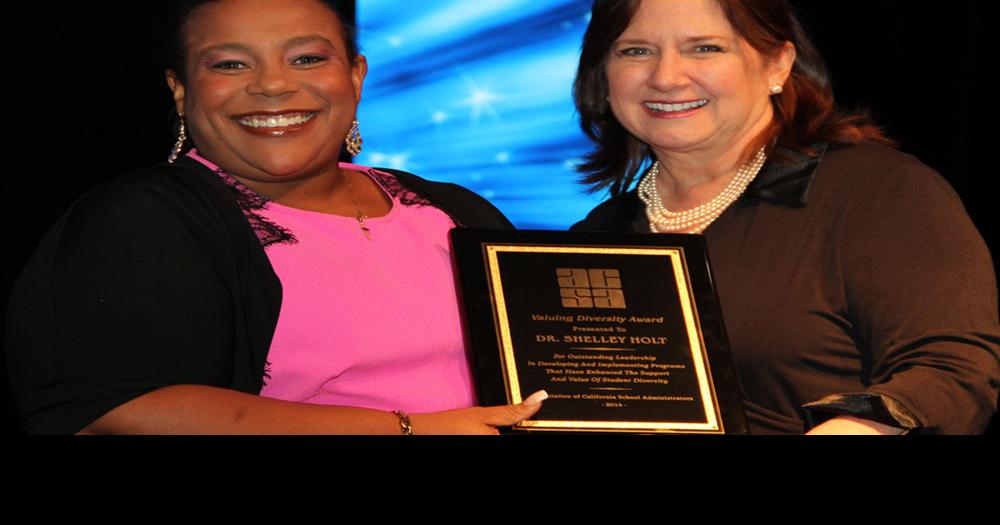 FUSD’s Shelley Holt receives award from ACSA | News | fontanaheraldnews.com