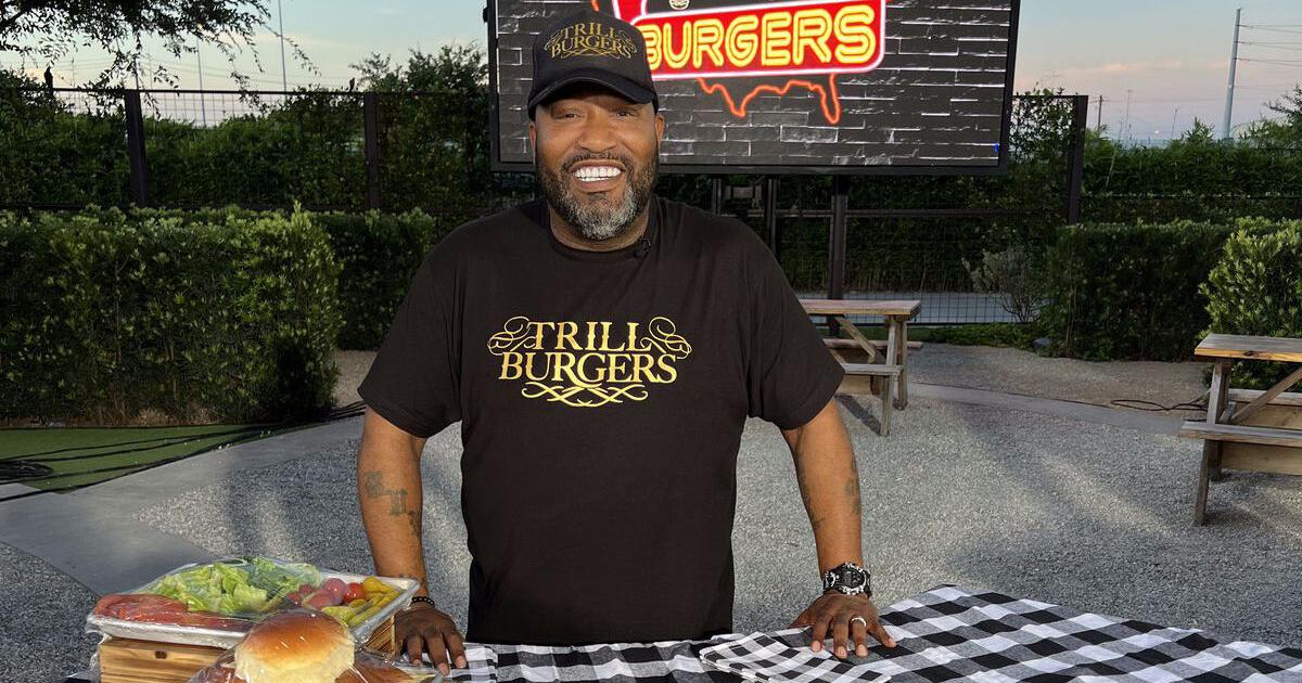 It’s Official: Rapper Bun B Makes the Best Burgers in America ...