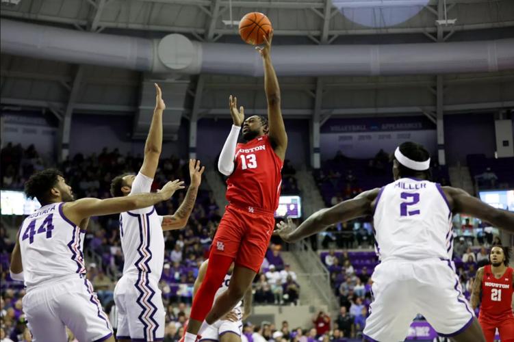 Cryer, Roberts Named to John R. Wooden Award Preseason Top 50 Watch ...