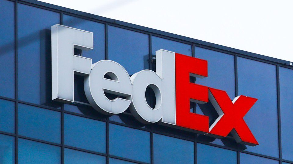 Chemical spill temporarily closes portion of FedEx hub in Memphis ...