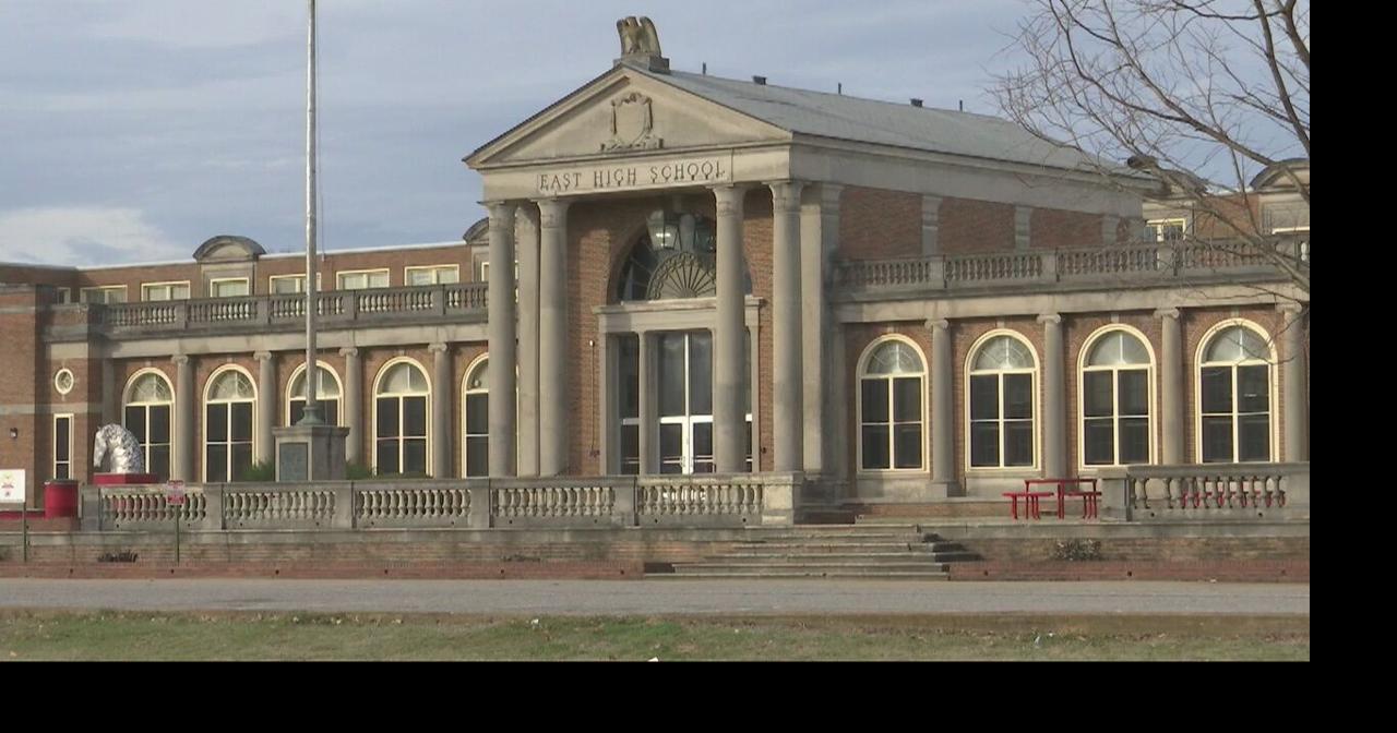 SCS teacher, students surprised with $5K for spring theatre production ...