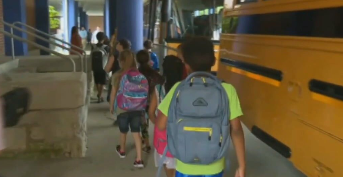 WATCH: 'Largest teacher pay raise in state history': Gov. Lee signs ...