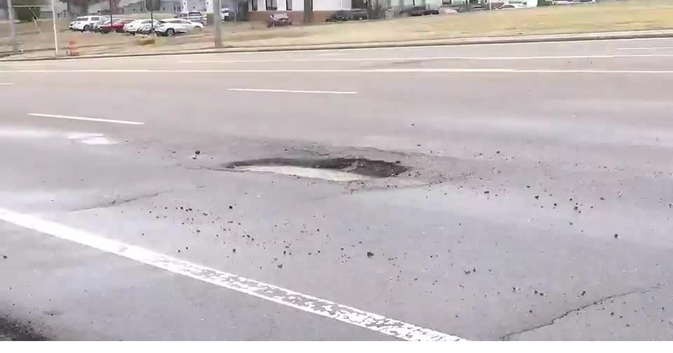 City could soon use van to scan for potholes across Memphis | News ...