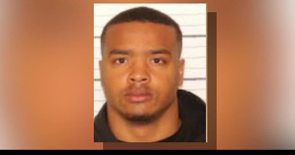 Fox13 Investigates The Criminal History Of Mpd Officer Seen Roughly