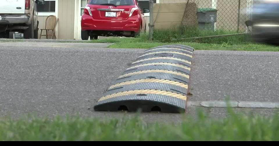 Crews install speedbumps in Memphis neighborhood considered hotspot for ...