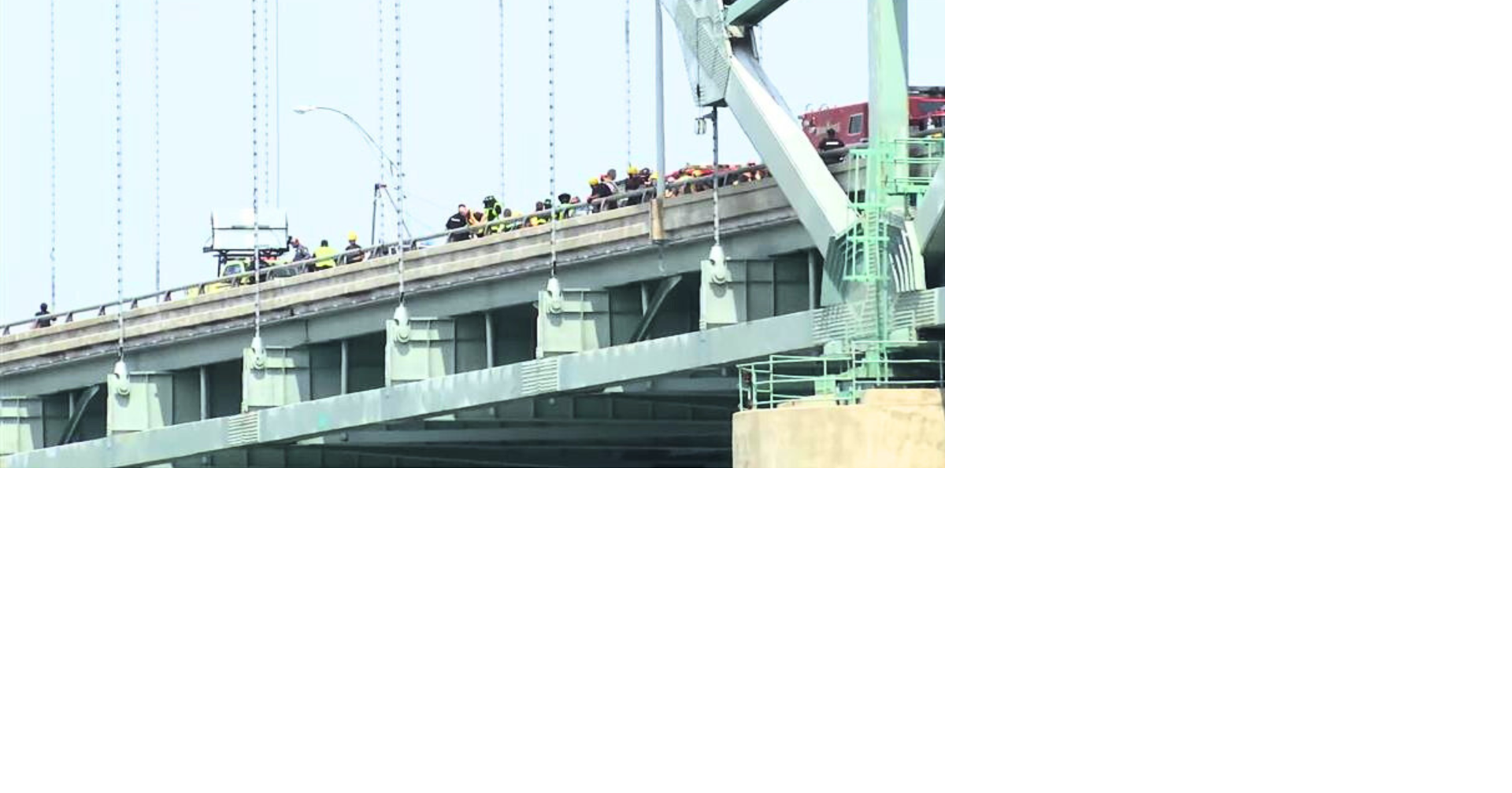 Miss. Bridge stopped for two people suspended | | fox13memphis.com