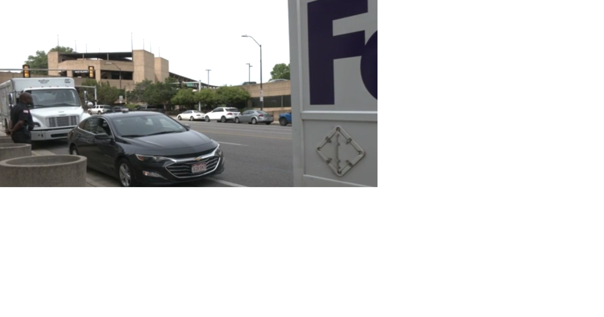 Are FedEx delivery drivers being escorted by armed security? | News ...