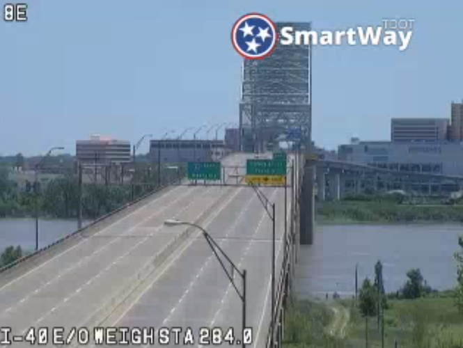 PHOTOS: I-40 Bridge closed after crack discovered | | fox13memphis.com
