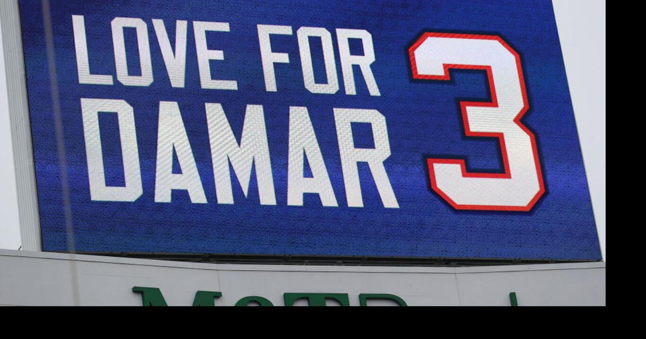 Damar Hamlin: Injured player cheers as Bills return opening kickoff for ...