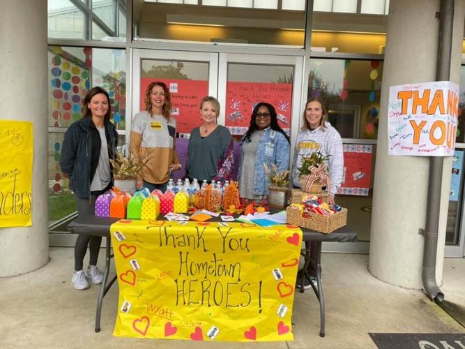 PHOTOS: Mississippi elementary school students show love on First ...