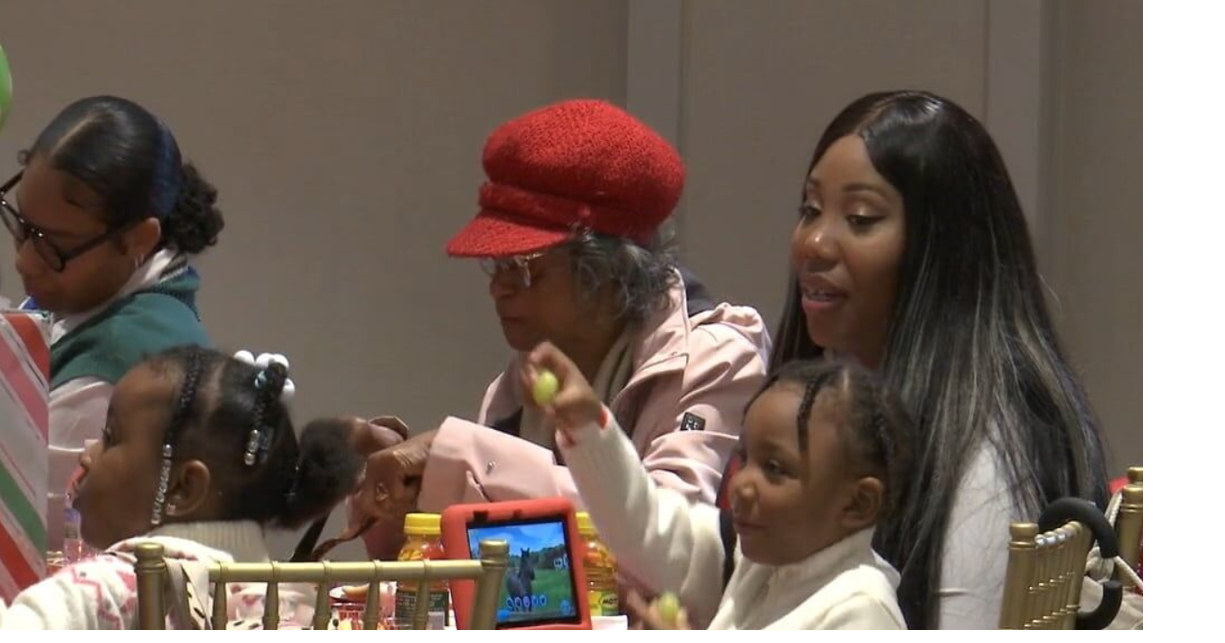 'Too huge to ignore': Moneybagg Yo provides children gifts to help ...