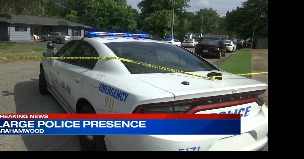 Carjacking suspect shoots at officer, who returned fire, police say ...