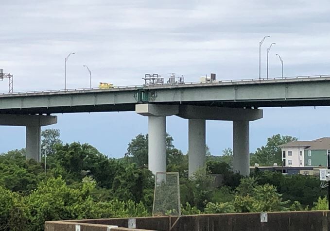 PHOTOS: I-40 Bridge closed after crack discovered | | fox13memphis.com