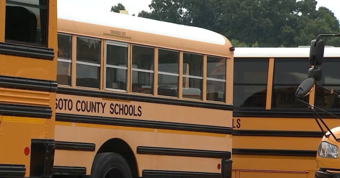 DeSoto County Schools bus driver gains support, expert weighs in | News ...
