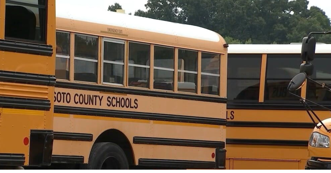 DeSoto County Schools bus driver gains support, expert weighs in | News ...