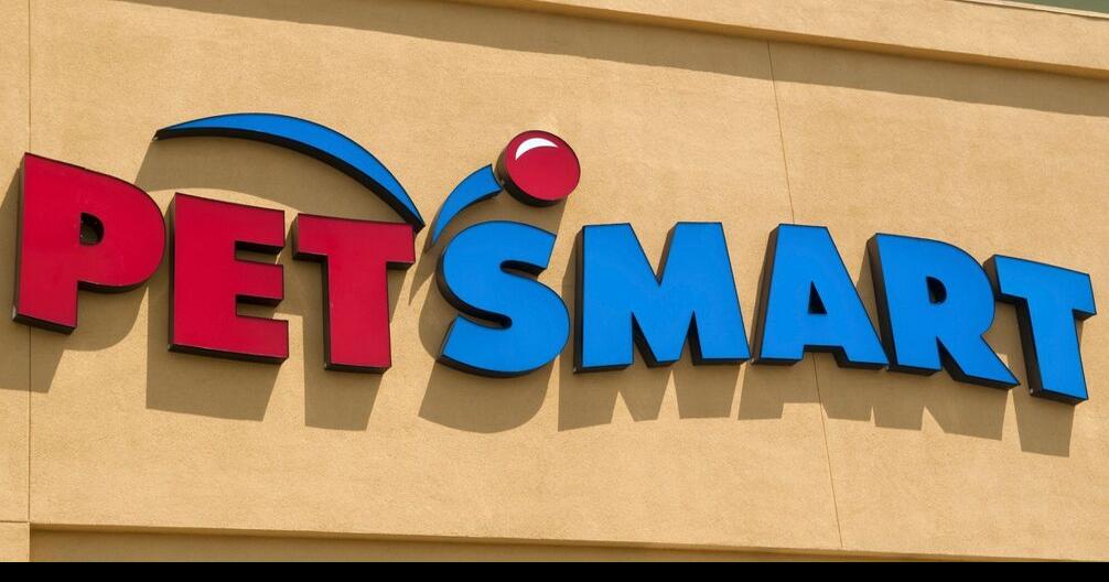Man, dog found dead in a truck outside of a PetSmart in Indiana ...